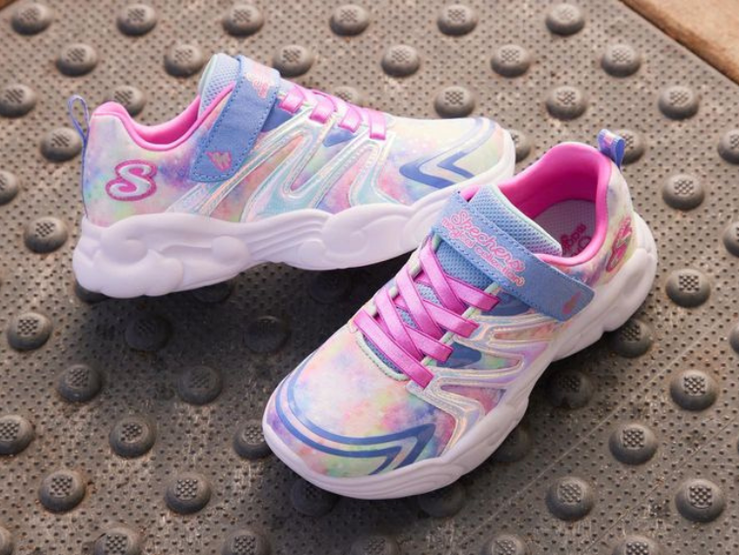 Back to School Guide | SKECHERS